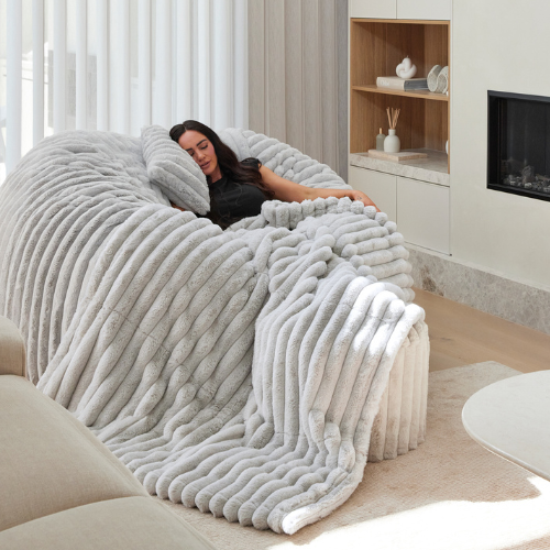 Pillow ~ Charcoal Ribbed – Comfort Cloud