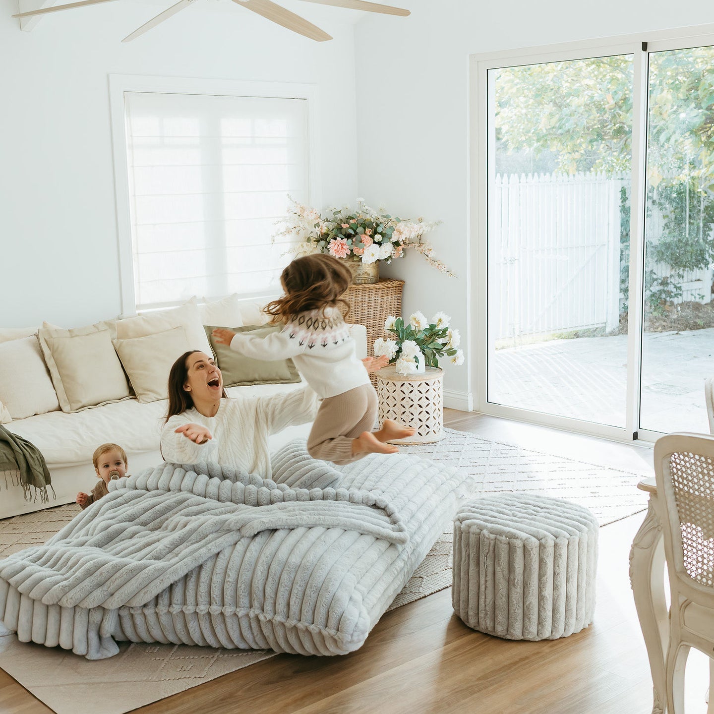 Crash Cloud ~ White Ribbed – Comfort Cloud